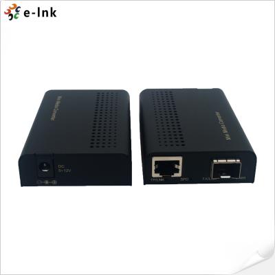 China Mini-type 10/100/1000Base-TX naar 1000Base-SFP Media Converter Te koop