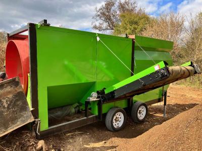 China Mobiele trommelgrens voor het scheiden van stenen in 60m3/h, compost, bovengrond en mest van schapen/koeien Te koop