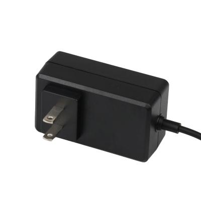 China Interchangebale de Adapter van de 12 Voltmacht 2 Ampère met Diverse gelijkstroom-Stop Converter1 Te koop