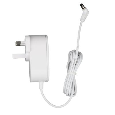 Cina L'adattatore analogico di corrente continua di CA di 22.5W 2.5A 9V con la spina BRITANNICA UKCA ha certificato in vendita