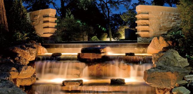 Applications of submersible led lights for fountains:  IP68 waterfall lights underwater are suitable for fountains, pools, ponds, water gardens etc. for atmospheric or underwater lighting. 