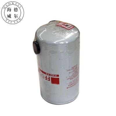 Cina FF5612 Parti del motore Filtro a rotazione 504292579 P550880 con 9,3*9,3*17,4 cm Dimensione in vendita