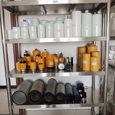 Cina Filtro dell'acqua di raffreddamento del motore diesel del trattore WF2071 P552071 per ODM OEM OBM Services in vendita