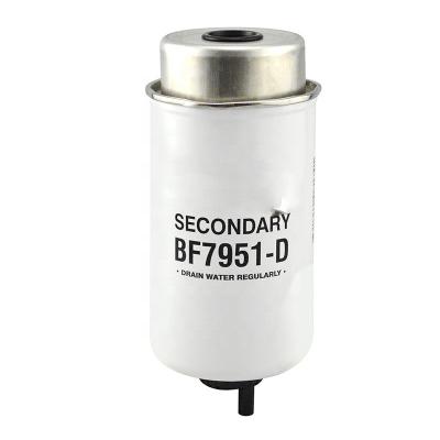 Cina 837079408 Elemento filtro del carburante per parti del motore OE NO. BF7951-D N. di riferimento 837079408 in vendita