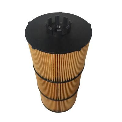 Cina Filtro per olio per motori diesel P7505 LF17511 LF673 E510H07D129 con carta filtrabile e ferro in vendita