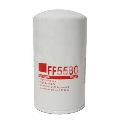 Cina FF5580 Elemento filtro del carburante 3959612 32925762 FF550774 P550774 per camion camion modello di camion in vendita