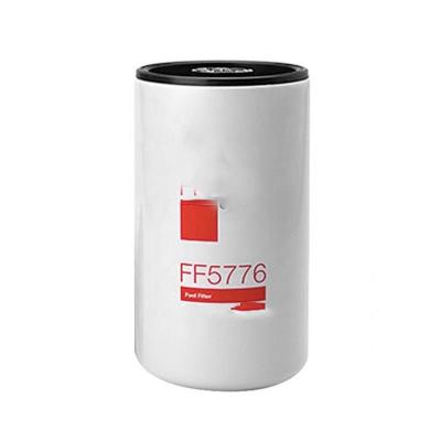 Cina P555776 FF5776 Parti di motori diesel Elemento filtro del carburante per trattori 2864993 in vendita