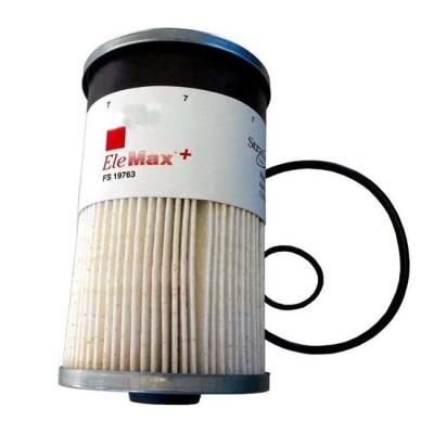 China Standardgrootte brandstoffilterelement voor Cummins-motoren in vrachtwagenfilters Te koop