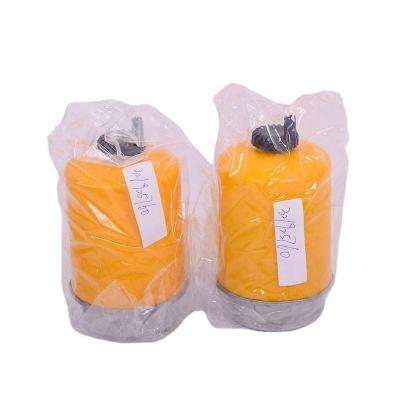 Cina Elemento di filtraggio del separatore di acqua e carburante del caricatore dell'escavatore P551427 SP4044 95638 1311812 26826 4000F RE53729 in vendita