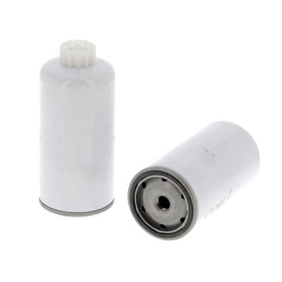 Cina Filtro del carburante separatore di acqua Spin-On P550588 32912001 39766555 per camion motore diesel in vendita