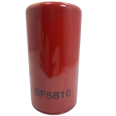 Cina BF5810 23518482 Parti di escavatore Filtro del carburante con dimensioni standard e carta filtrabile in ferro in vendita
