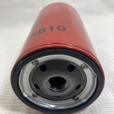 Cina BF5810 23518482 Parti di escavatore Filtro del carburante con dimensioni standard e carta filtrabile in ferro in vendita