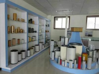 Cina Elemento di filtraggio del liquido di raffreddamento WF2054 di grande quantità P554075 per motore diesel del caricatore di camion in vendita