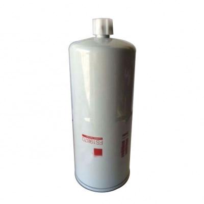 China Fuelwaterseparator FS19870 FS1006 P552006 6003113110 3089916 57622755 voor trekkermotoren Te koop