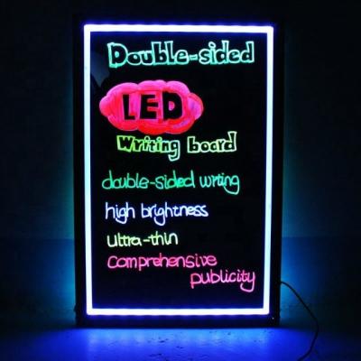 中国 超薄型温熱ガラスまたはアクチル型LEDメッセージボード 販売のため