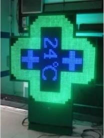 Cina P16 P20 Pixels 3D LED Pharmacy Cross Display Sign con comunicazione di controllo RF RS232 in vendita