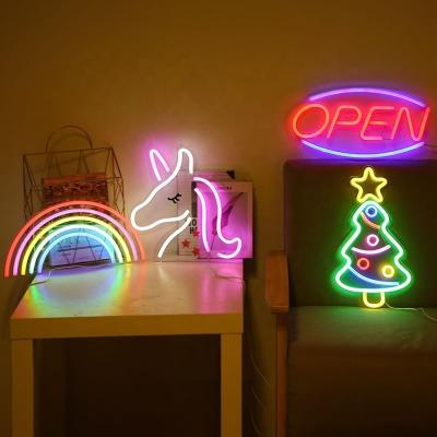 Cina Segno a neon a LED alimentato da USB per la decorazione della camera da letto Grande forma di cactus per bambini Ragazzi adolescenti ragazze dormitorio in vendita
