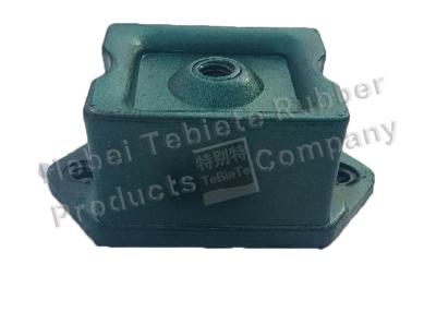 Chine OEM : 680590095 sinos Truck/HOWO /STYER Front Engine Mount Bracket à vendre