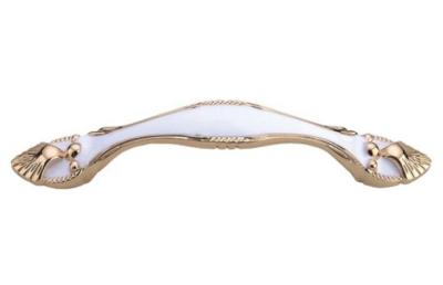 China Handvatten voor Kabinet/meubilairladen Europese stijl 96/128mm zinklegering Te koop