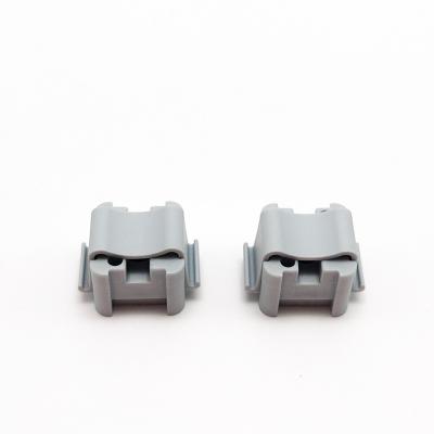 China Tenedor de nylon de la barra de distribución del soporte PA66 con el tornillo de retención en venta