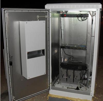 China OUTDOOR TELECOM CABINET WITH AIR CONDITIONER (OUTDOOR BATTERY CABINET) for sale