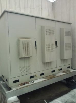 China Custom Designed IP55 Outdoor Telecom Cabinet With Air Conditioner Or Heat Exchanger for sale