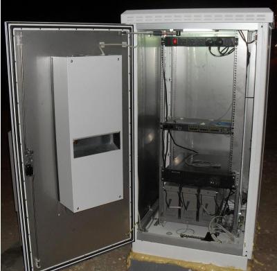 China Integrated Outdoor Telecom Cabinet, with Air Conditioner, Monitoring, Rectifier, Battery for sale