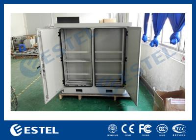 China Armário exterior de aço inoxidável da bateria do controle de temperatura de duas baías com o revestimento anticorrosivo do pó do Anti-fumo à venda