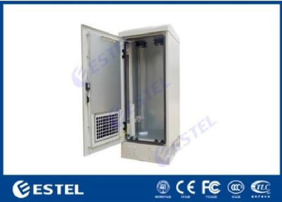 China IP55 Fan Cooling Outdoor Equipment Cabinets With Standard 19 Racking Rail for sale