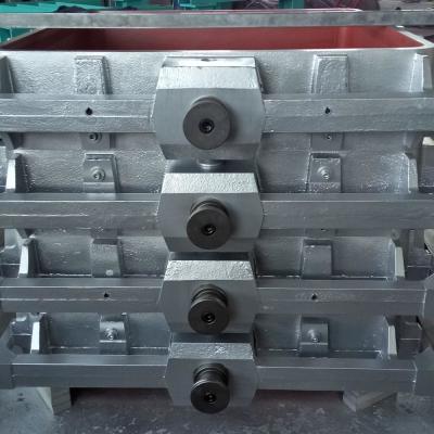 Cina Saldatura di acciaio di alta precisione rossa HT250 della staffa di fonderia della boccetta della colata della sabbia da fonderia in vendita