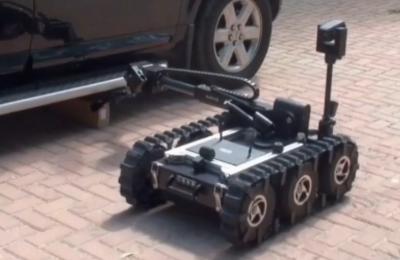 China Automatischer Bewegungs-Munitionsräumdienst-Ausrüstung EOD-Roboter nehmen Farbe Infrarotbilder zu verkaufen