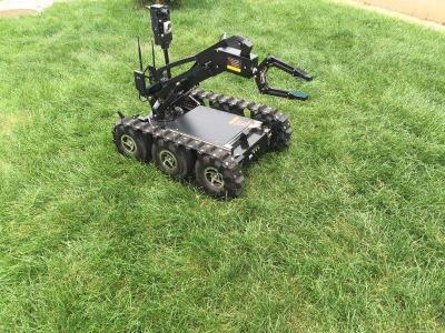 Cina Robot di Eod di smaltimento di esplosivi militari con aiuto libero della trazione in vendita