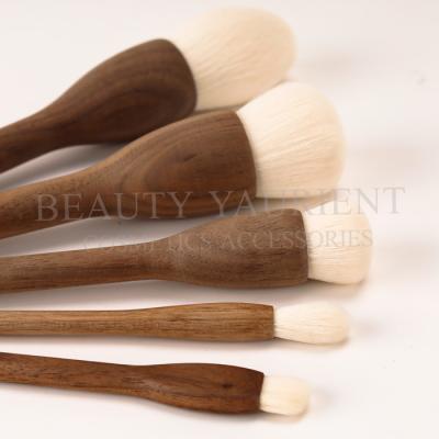 Cina il trucco antibatterico 5piece spazzola il set di pennelli di mescolamento di trucco personalizzabile in vendita
