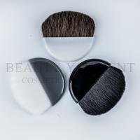 China Silkscreen Logo Plastic Base Compact Makeup Brush 30g Eco Friendly for sale