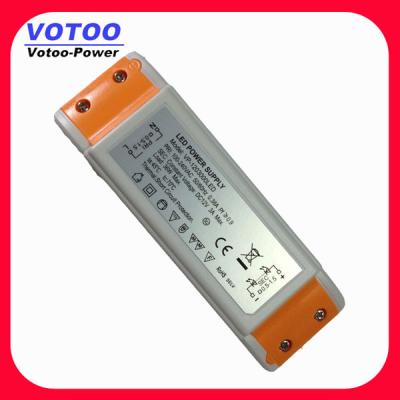 China El LED pela 5050 la fuente de alimentación constante del conductor del voltaje 12V 2A LED en venta