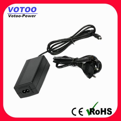 Cina tipo da tavolino Adpater dell'alimentatore in CC di CA di 8V 4A per il terminale di posizione in vendita