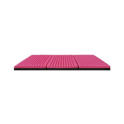 中国 二重層の人間工学的の切断記憶泡のマットレスの上層を3折る6cm/7.5cm/10cmの厚さ 販売のため