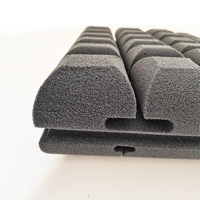 中国 Durable Counter Soft Neck Support Pillow With Ergonomic Design 販売のため