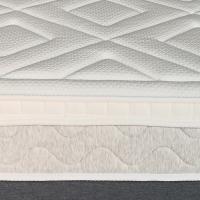China Gel Cooling memory foam bed topper customized 10'' Queen King Size for sale