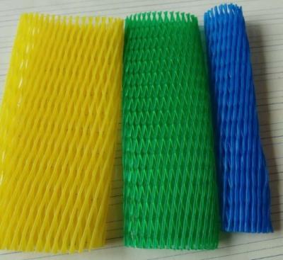 China Hoog Flexibiliteits Beschermend Netwerk Sleeving 5105mm Keuzen van de Breedte Multikleur Te koop
