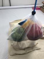 Cina I prodotti di plastica durevoli della maglia insaccano tricottare/che cuce con ordinatamente la cucitura in vendita