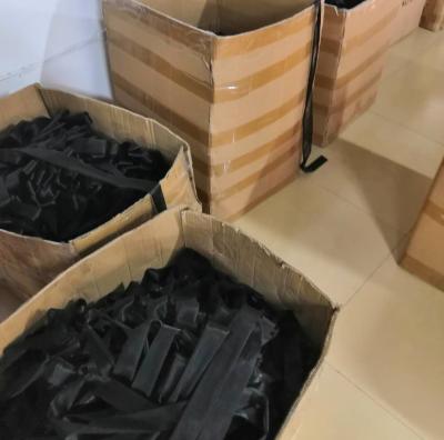Cina Le maniche nere della maglia del polietilene della bottiglia, imbottigliano la manica di plastica protettiva della maglia in vendita