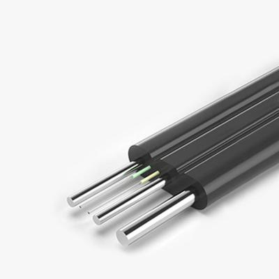 China Cables de fibra óptica de caída al aire libre GJYXCH G657A 4 núcleos de acero Mensajero Negro LSZH chaqueta FTTH instalación aérea en venta