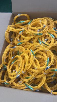 China Patch Cord Kabel SC/LC/ST/MPO UPC/APC Concter LSZH Jacket G657a1 G652d OM2 OM3 für Ethernet-Kabel zu verkaufen