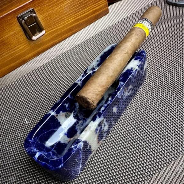 Quality Brazil Cloisonne Blue Natural Stone Ashtray Custom Size With Sophisticated for sale