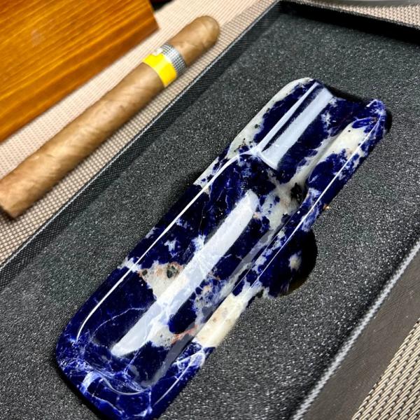 Quality Brazil Cloisonne Blue Natural Stone Ashtray Custom Size With Sophisticated for sale