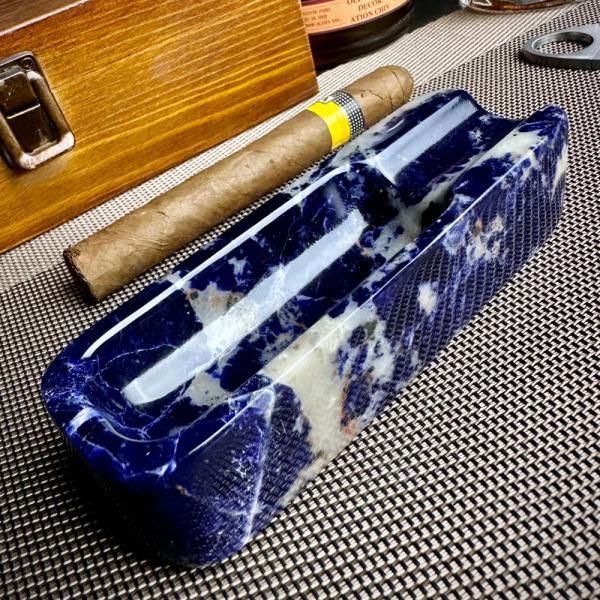 Quality Brazil Cloisonne Blue Natural Stone Ashtray Custom Size With Sophisticated for sale