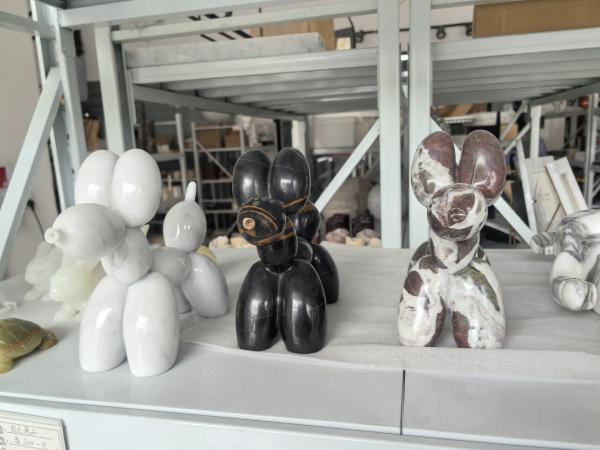 Quality Exquisite Balloon Dog Marble Sculpture Figurines Custom Craft Marble Sturdy for sale