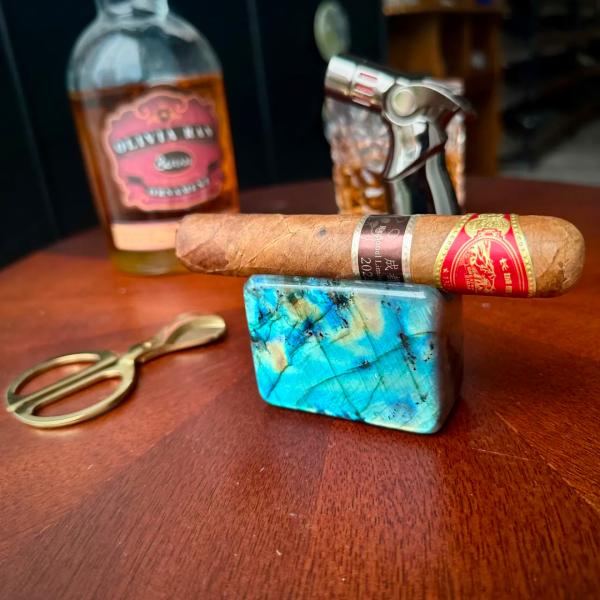 Quality Blue Emerald Marble Cigar Rest Natural With Luxury Design Scratchproof for sale