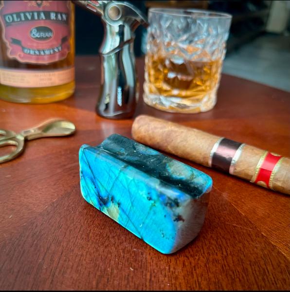 Quality Blue Emerald Marble Cigar Rest Natural With Luxury Design Scratchproof for sale